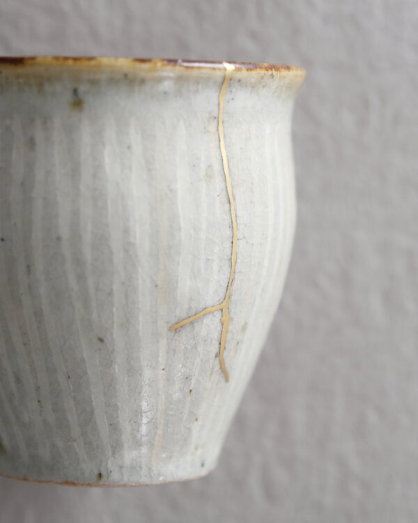 金継ぎ修理｜ 破片の接着｜欠けの埋め｜凹凸の埋め｜tsunagu.ooo